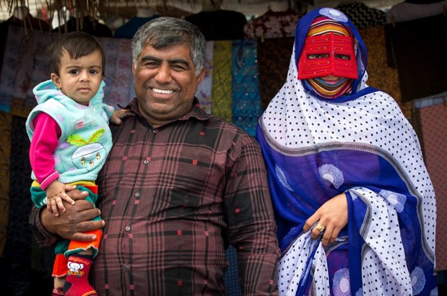 The masked women of Qeshm – gooyadaily