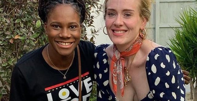 Adele shows off incredible weight loss on beach | gooyadaily